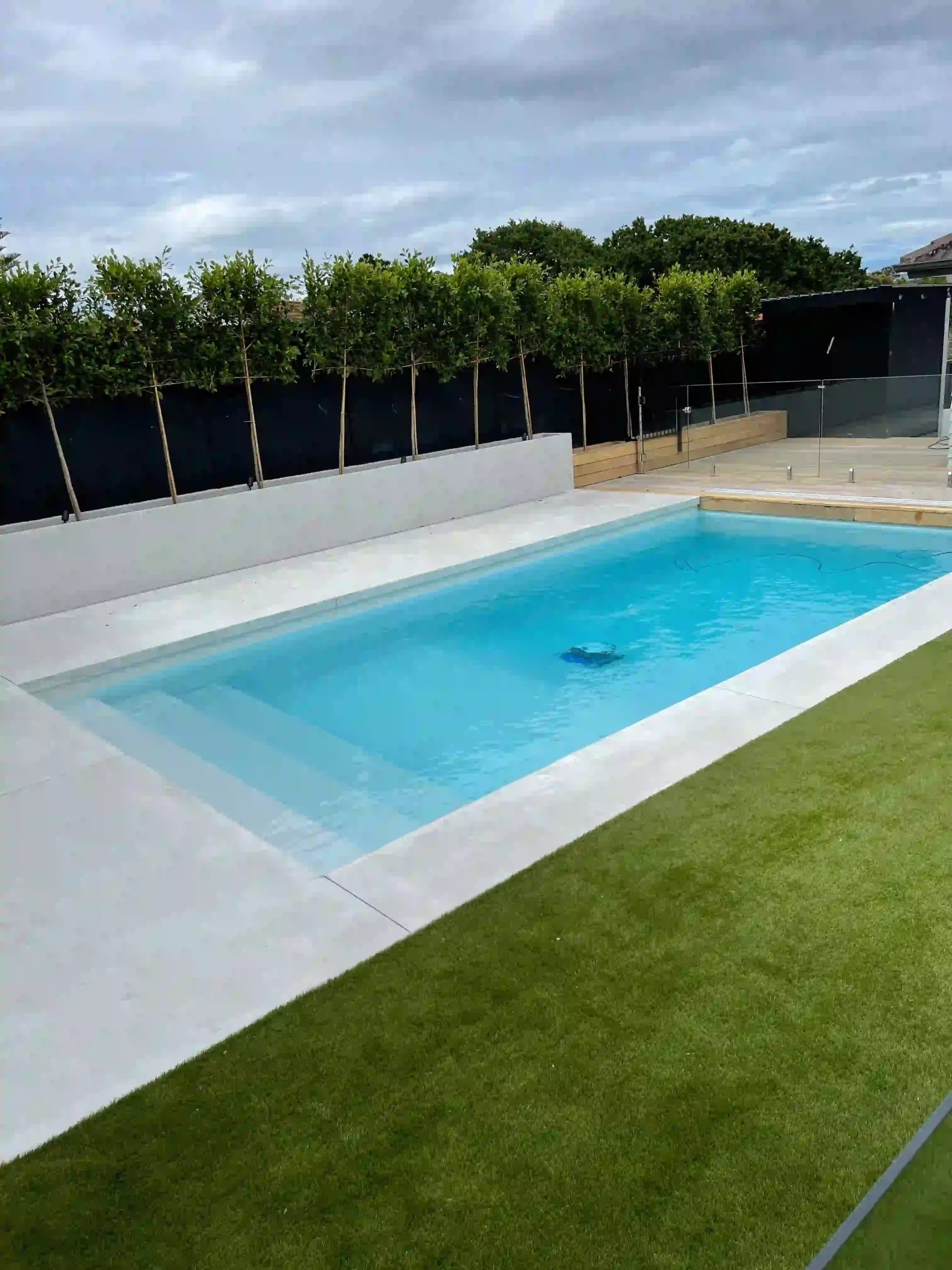 Concrete Pools vs Fibreglass Pools